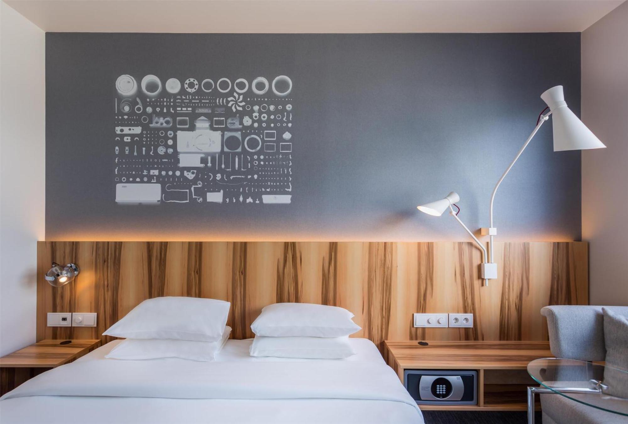 Hyatt Regency Paris Etoile Hotel Explore Stays in Paris